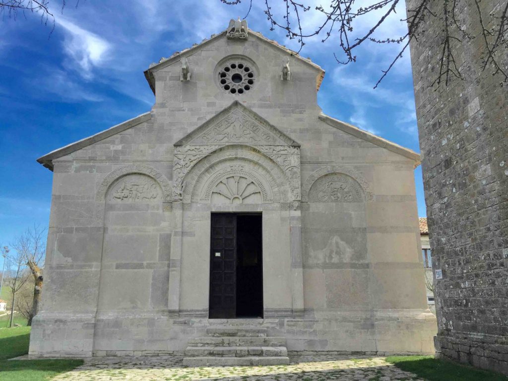 Santa Maria della Strada Matrice - Molise Tour & Omega Travel